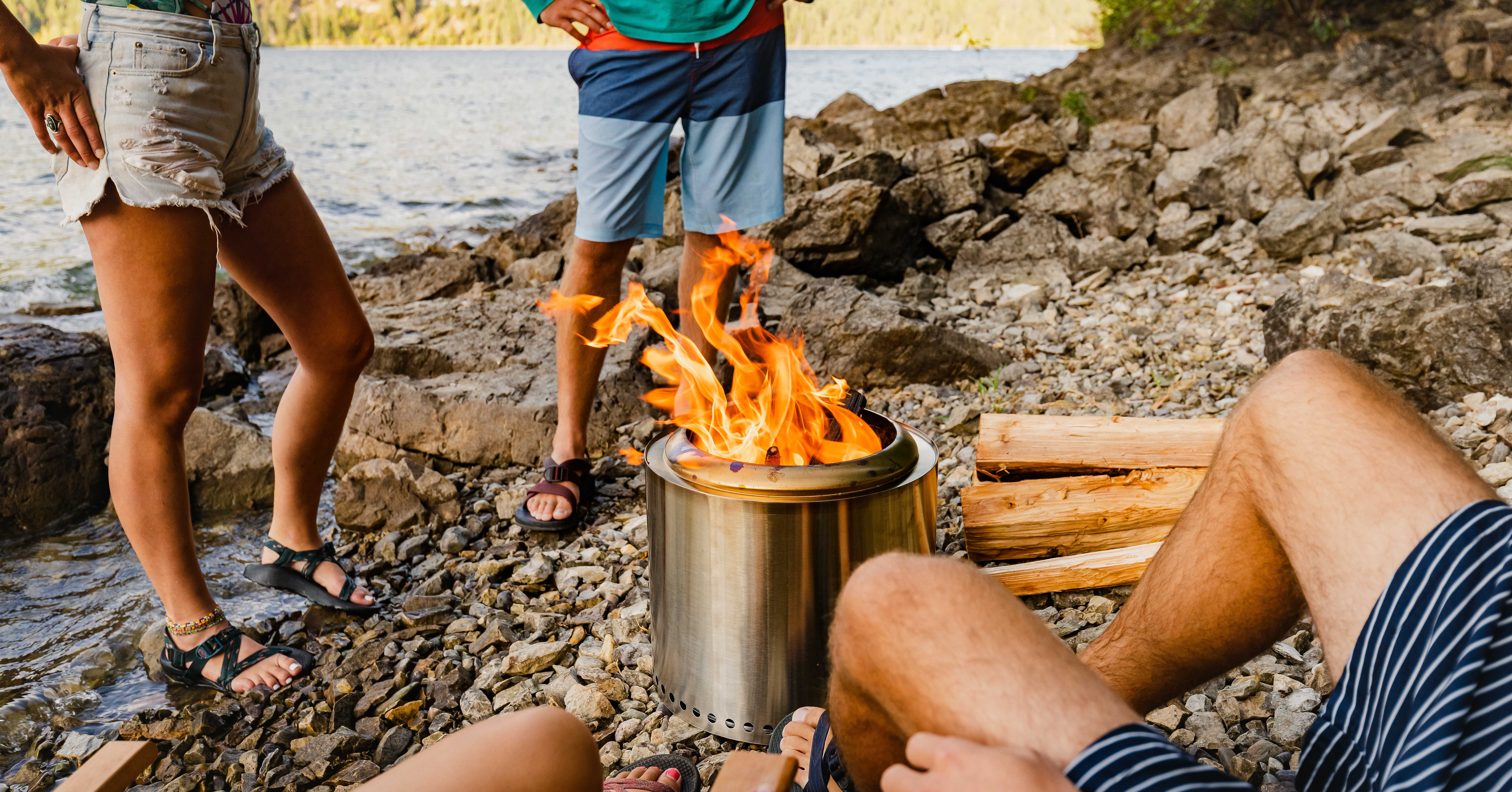 Ranger Essential Bundle: Fire Pit, Lid, Stand Solo Stove